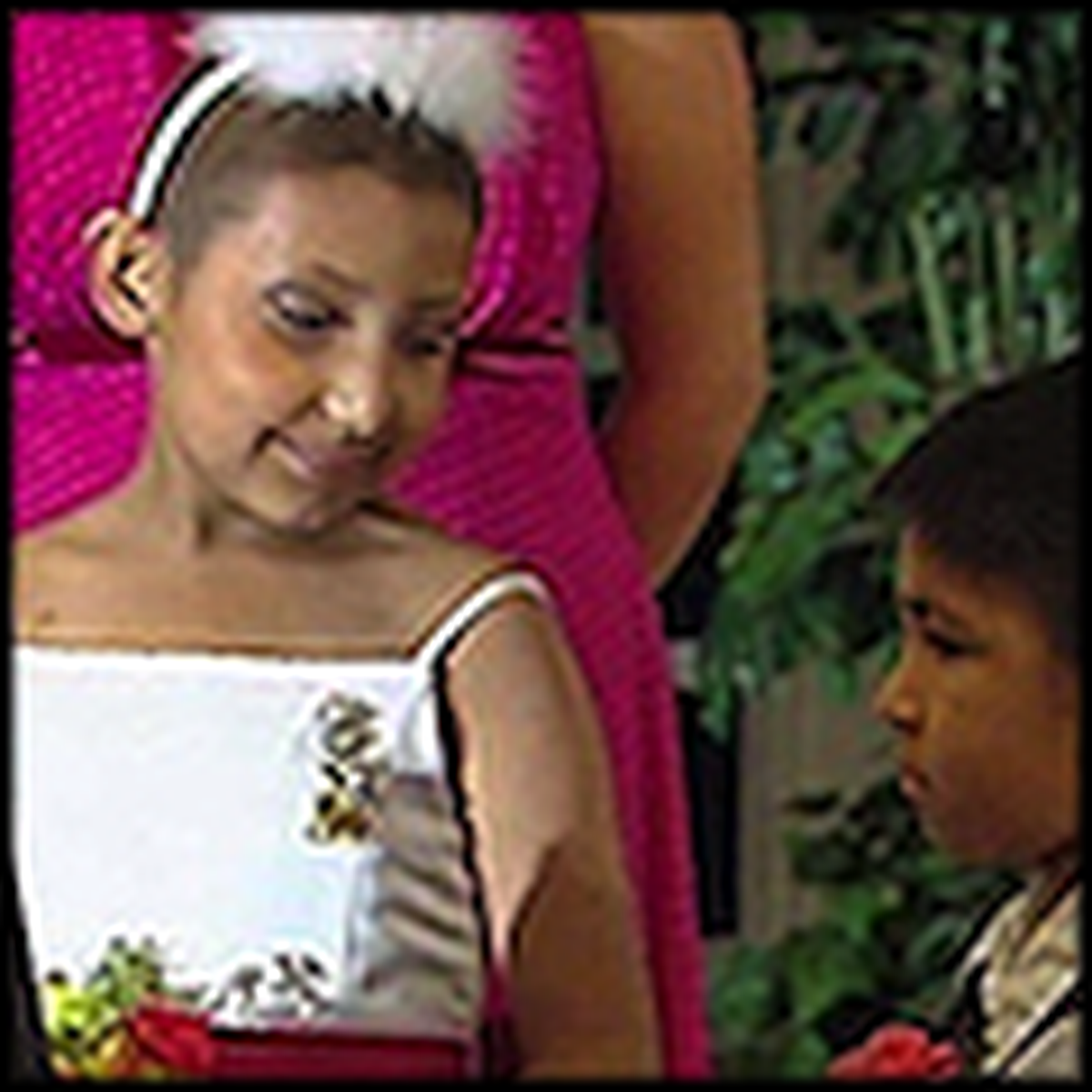 9 Year Old Girl Gets Married as her Final Wish Before Dying of Cancer ...