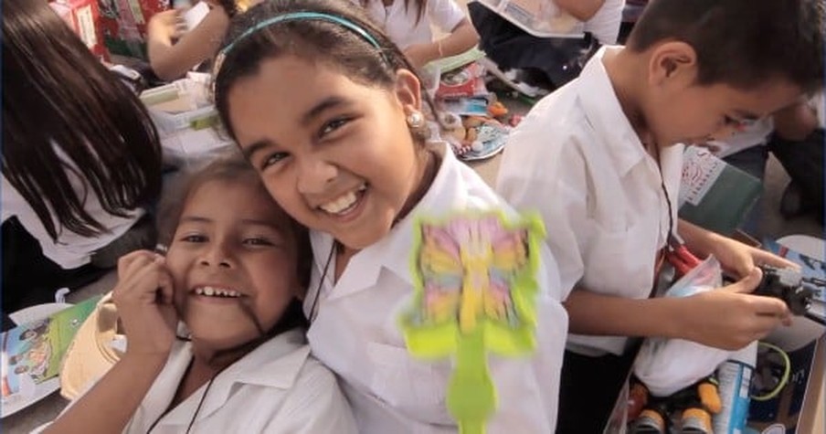 Family on Farm Spreads the Gospel with Operation Christmas Child ...