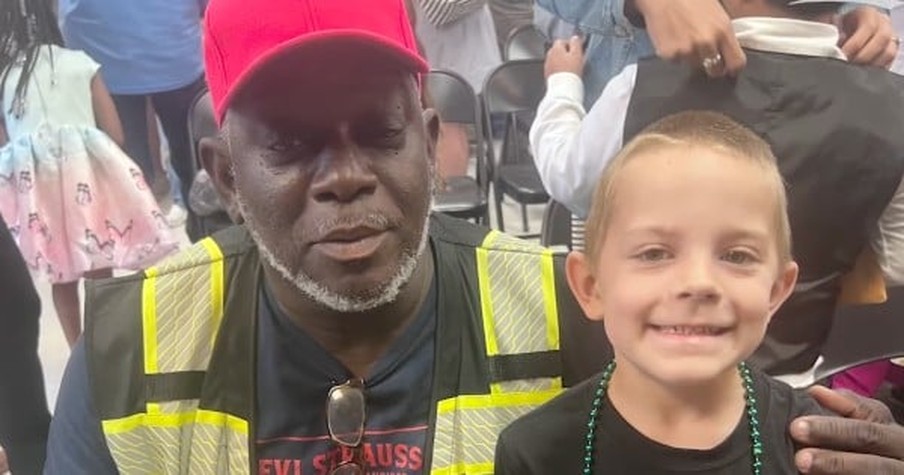 Child Kept Ending Up In The Principal's Office Until A Friendly Bus ...