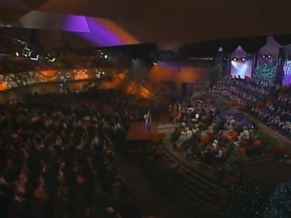 Vestal Goodman - O Come All Ye Faithful | GodTube.com