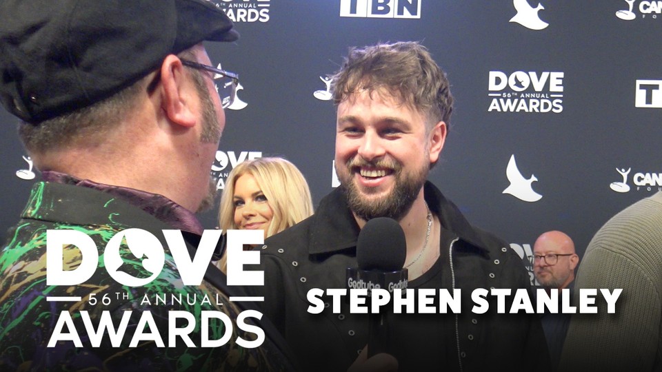 Stephen Stanley | 2025 GMA Dove Awards (red carpet) | GodTube.com
