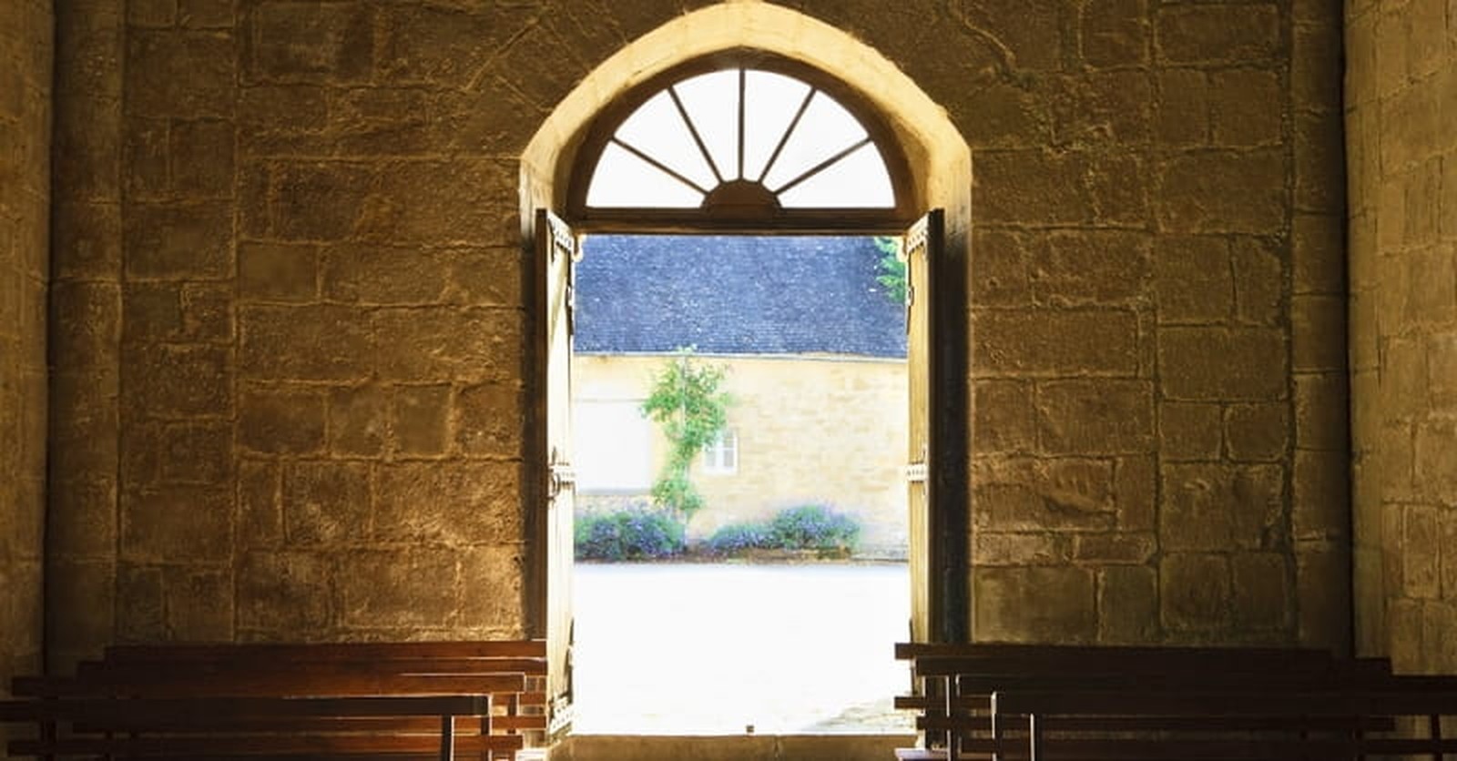 10 Verses Everyone Thinks Are in the Bible...but Actually Aren't ...