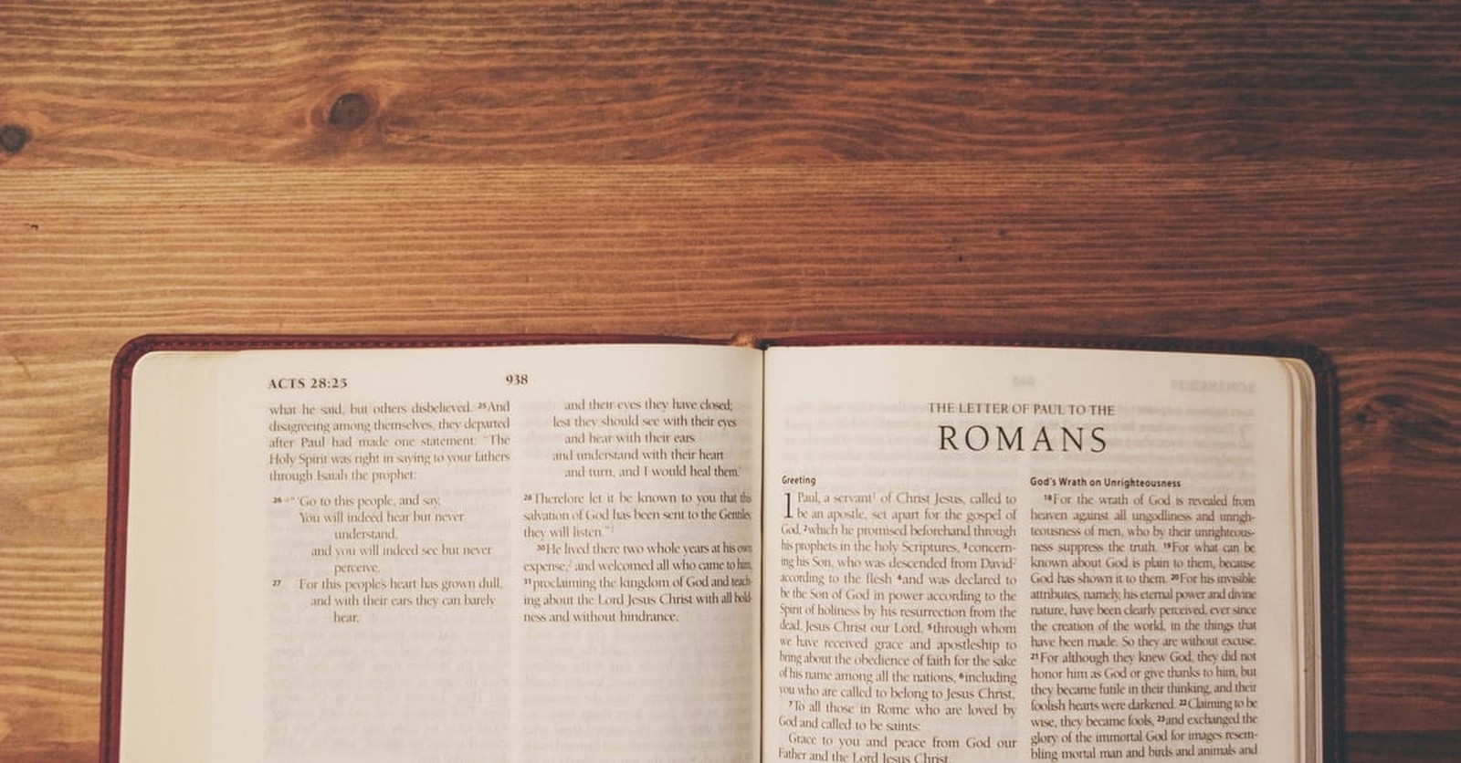 How to Read the Bible: 7 Ways to Meet With God | Bible Study Tools