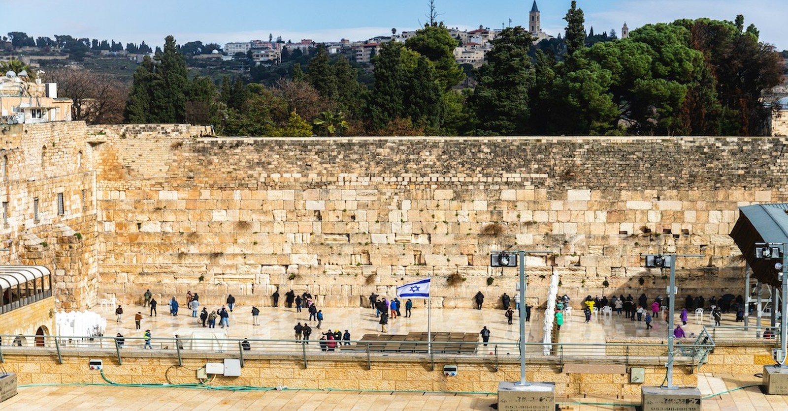 What Is the Wailing Wall? Its History and Significance Today | Bible ...