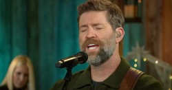 Country Singer Josh Turner Covers 'Three Wooden Crosses' - Christian ...