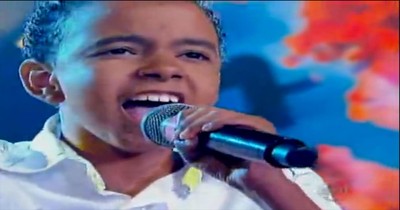 Unforgettable Performance of 'Oh Happy Day' From Brazilian Child Singer