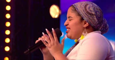 Imen Siar Brings Crowd To Tears With 'Scars To Your Beautiful ...