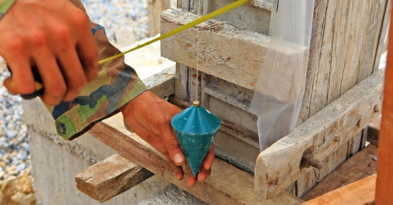 What is a Plumb Line? Bible Meaning and Use Today