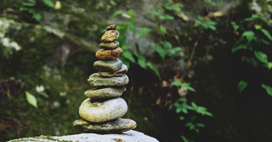 What Does Ebenezer Mean in the Bible? What’s an Ebenezer Stone Used For?