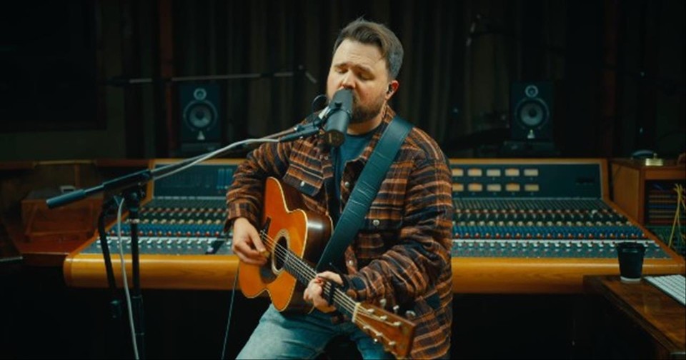 'Call On The Name' Cody Carnes Acoustic Performance | GodTube.com