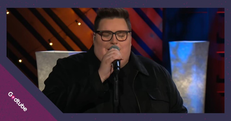 Jordan Smith Soul-Stirring ‘His Eye Is on the Sparrow’ Live Performance