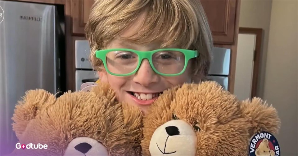 This 9-Year-Old’s Teddy Bear Mission Is Bringing Joy to Hospitalized ...