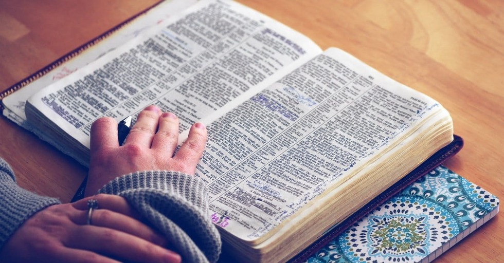 20 Ways to Imitate Christ in Your Daily Life