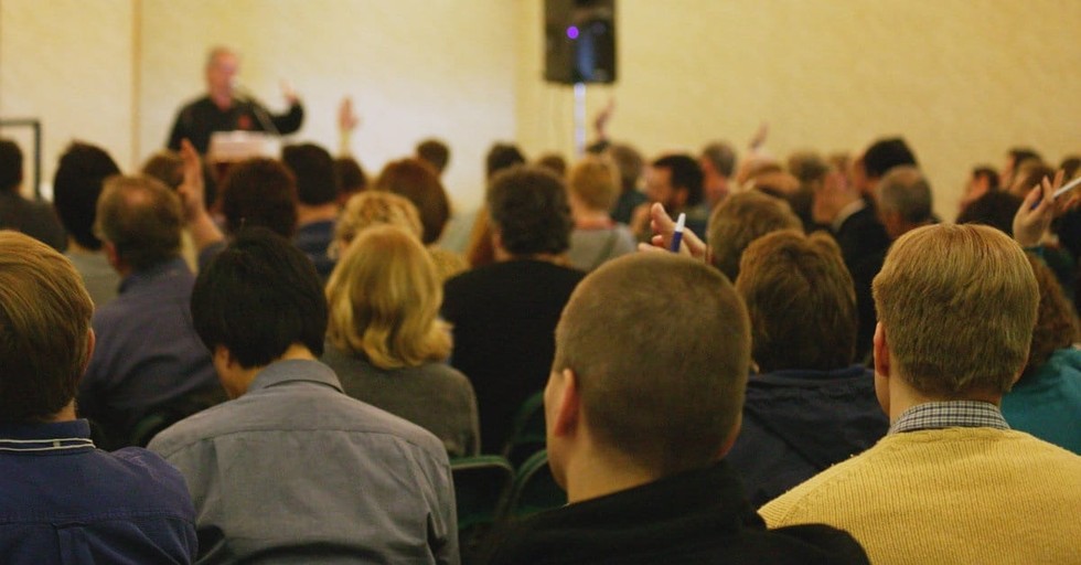 10 Church Activities That Need to Go