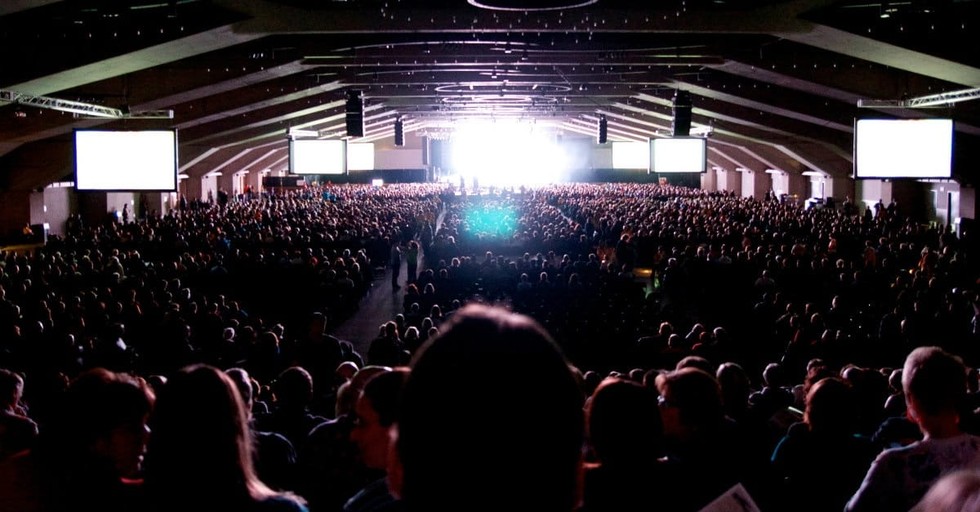 8 Idols That Exist in the Church Today