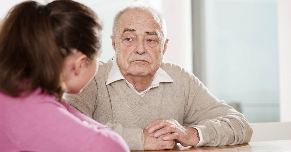 8 Ways to Honor Your Parents as an Adult