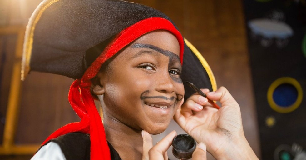 10 Halloween Costume Ideas for Christians to Shine the Light of Jesus